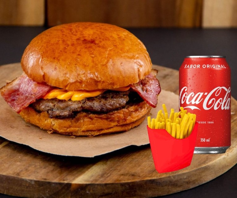 Combo Cheddar Bacon (Burger 125g) - Coca-cola Zero Lata - Brazza ...